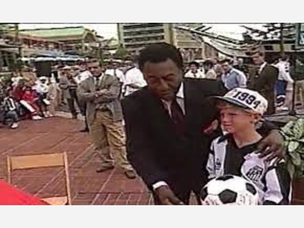 WORLD MOURNS PELE' | Hunt Valley Life